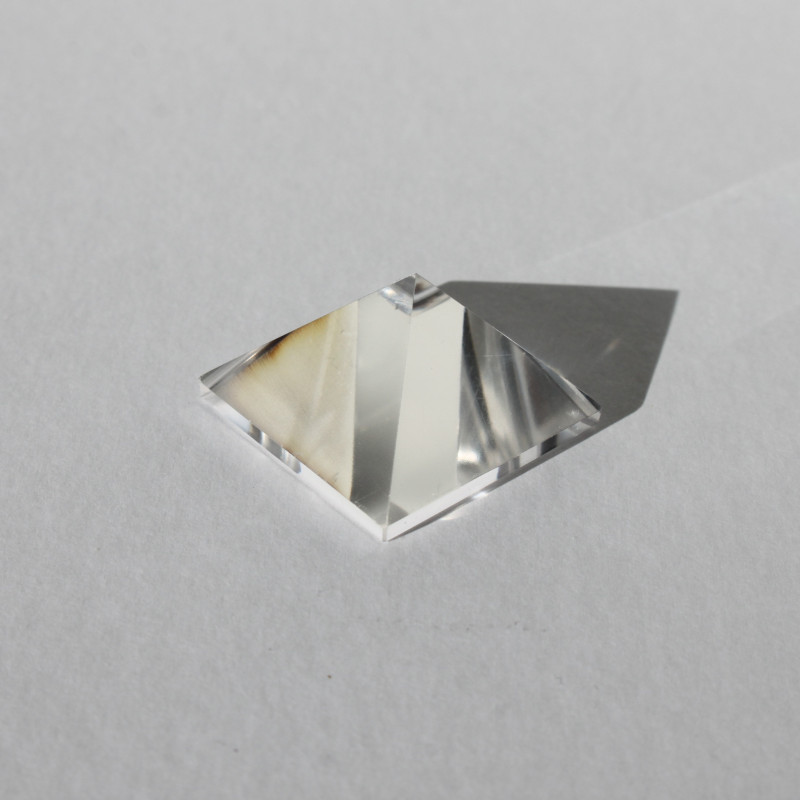 Maha Cohan Pyramide Vogel Cut