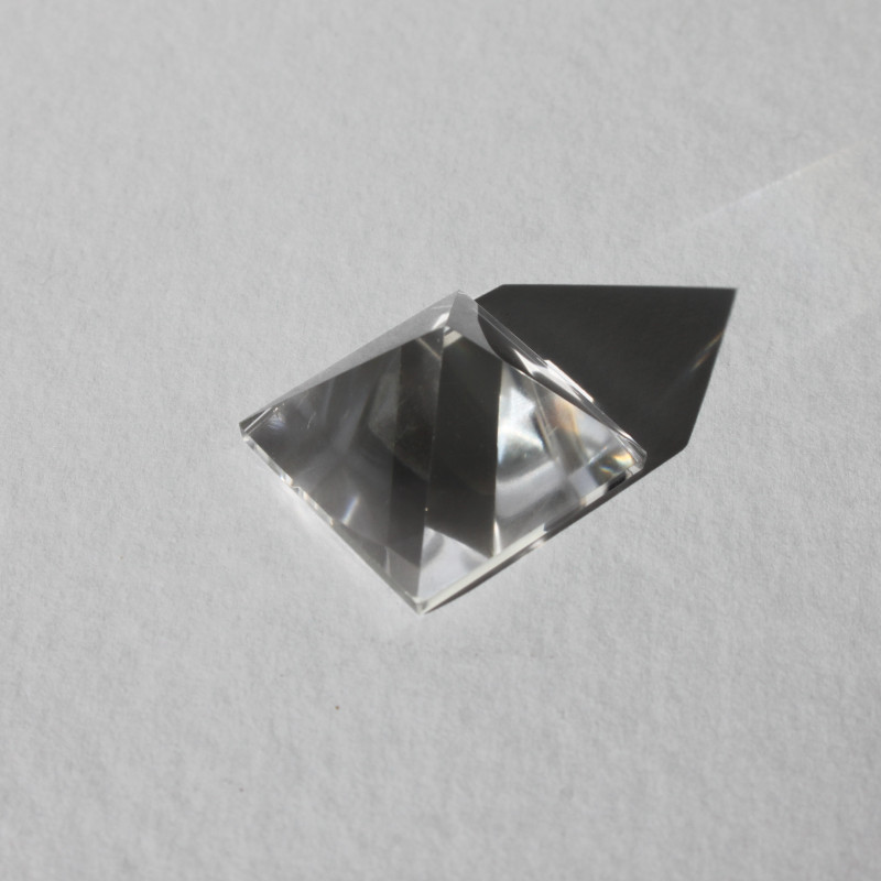 Maha Cohan Pyramid Vogel Cut